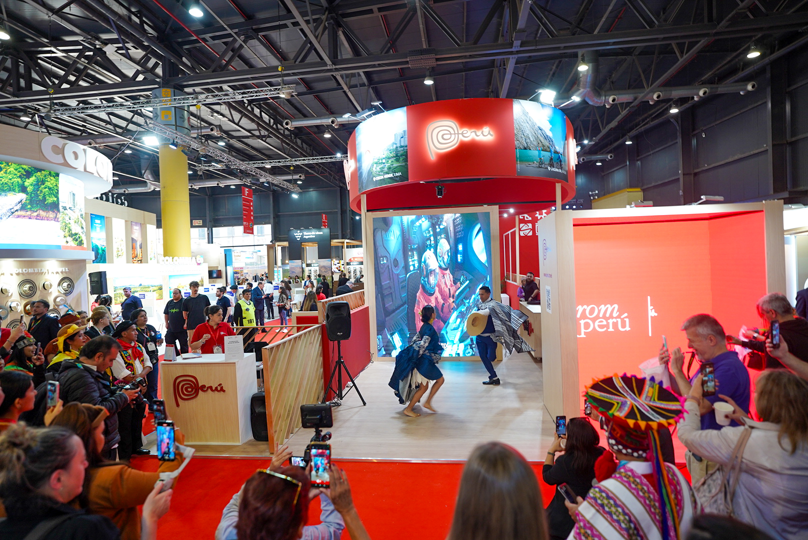 Perú Deslumbra en la FIT 2024 con su Oferta Turística - Bitácora Revista